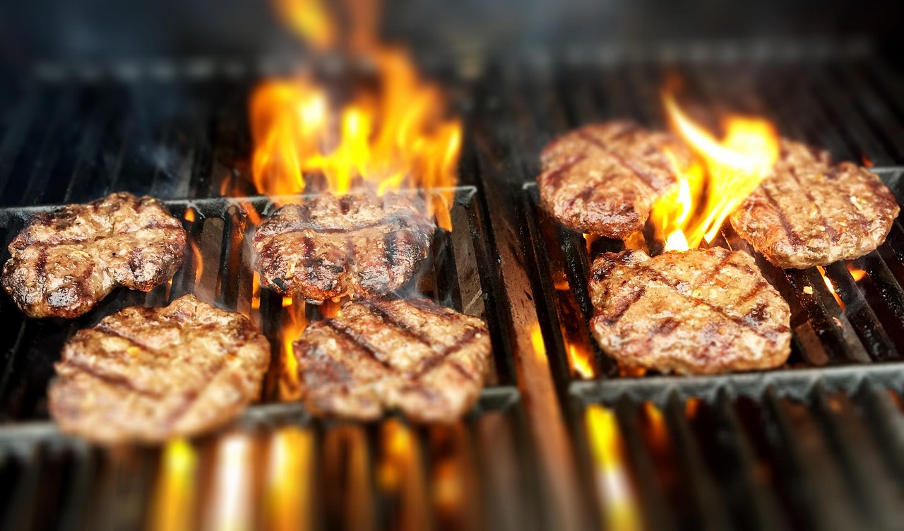 Grill Safety: 3 Essential Tips for Safe Outdoor Grilling - 1st ...